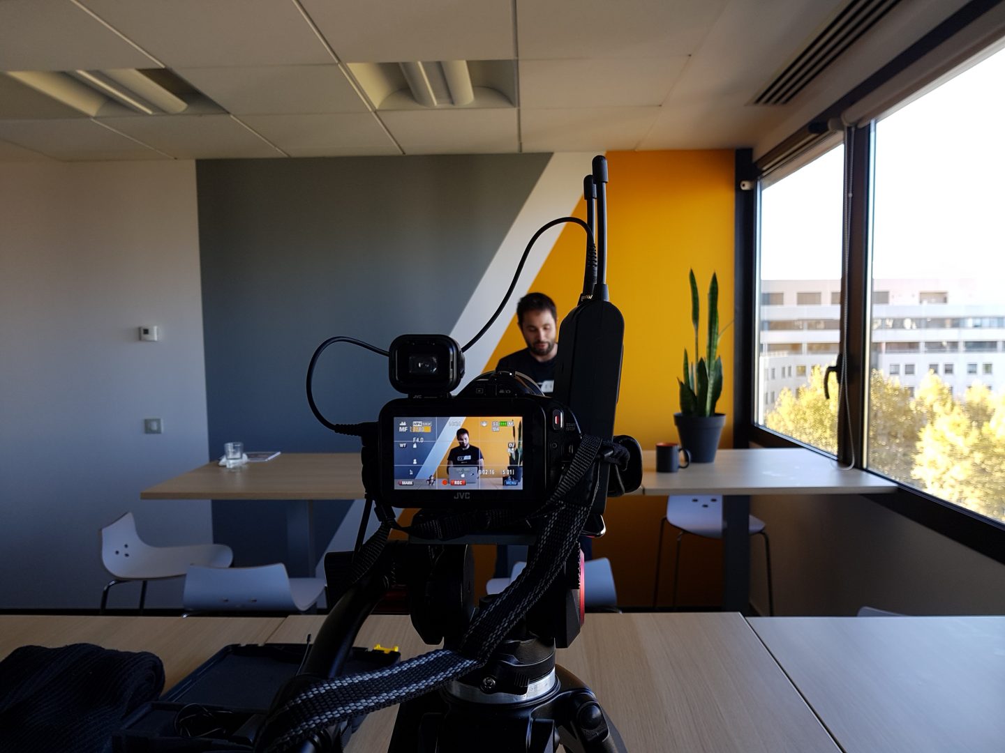 La mise en place d'un plateau TV ou Web TV - DigitalNews TV